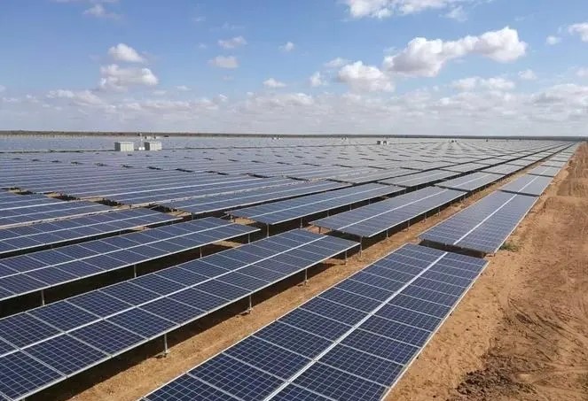 Lightning protection solutions for large-scale grid-connected ...